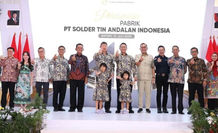 Pabrik PT STANIA Diresmikan, Amsakar Achmad: Investasi Ini Dongkrak Ekonomi dan Buka Lapangan ...